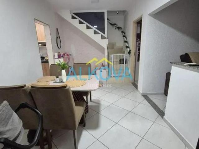 Sobrado com 3 dormitórios à venda, 80 m² por R$ 405.000 Campo dos Alemães São José dos Campos/SP