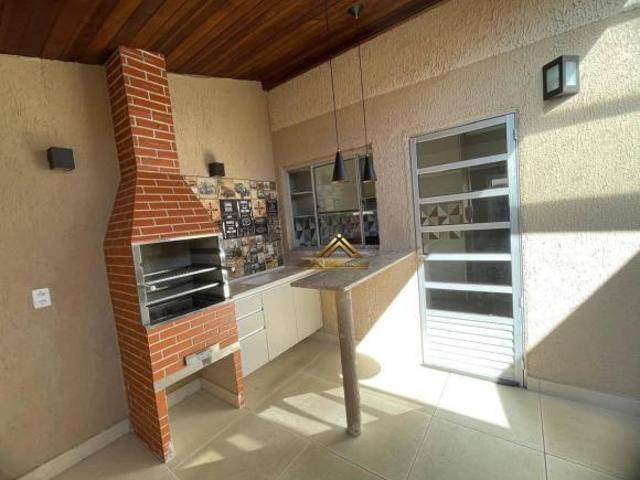 Sobrado com 3 dormitórios à venda, 80 m² por R$ 415.000 Vila São Geraldo São José dos Campos/SP