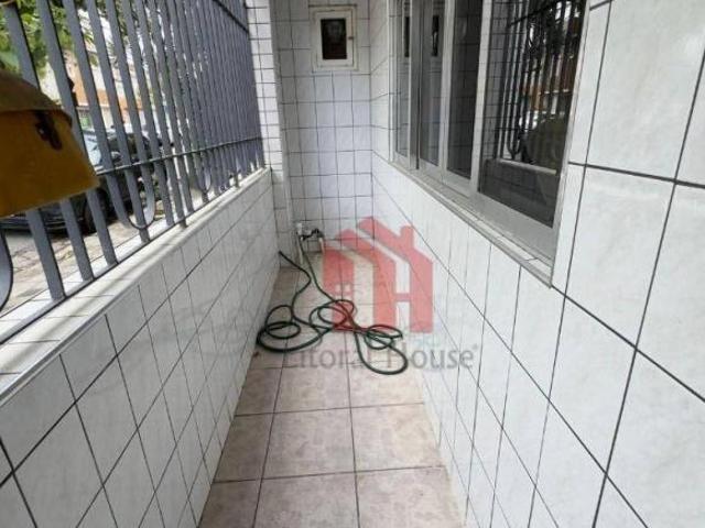 Sobrado com 3 dormitórios à venda, 82 m² por R$ 550.000,00 Campo Grande Santos/SP