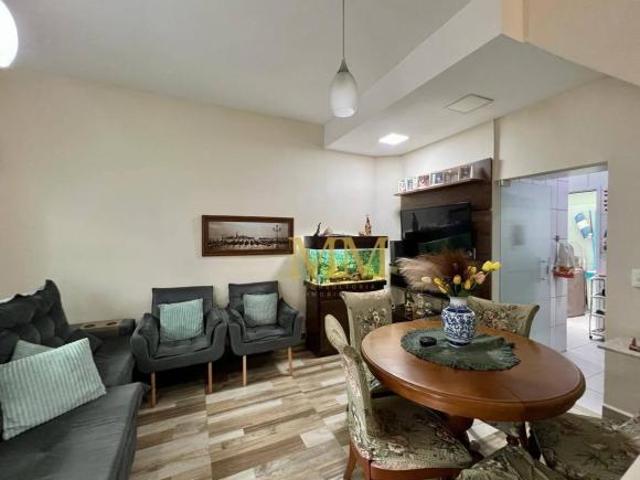 Sobrado com 3 dormitórios à venda, 90 m² por R$ 960.000,00 Campo Grande Santos/SP