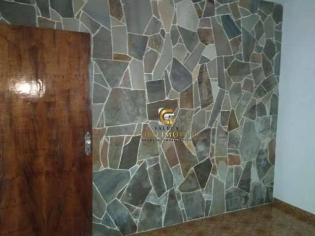 Sobrado com 3 dormitórios à venda, 90 m² por R$ 320.000 Parque Santo Antônio Jacareí/SP