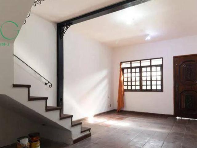 Sobrado com 3 dormitórios à venda, 91 m² por R$ 556.000 Vila Santo Estéfano São Paulo/SP