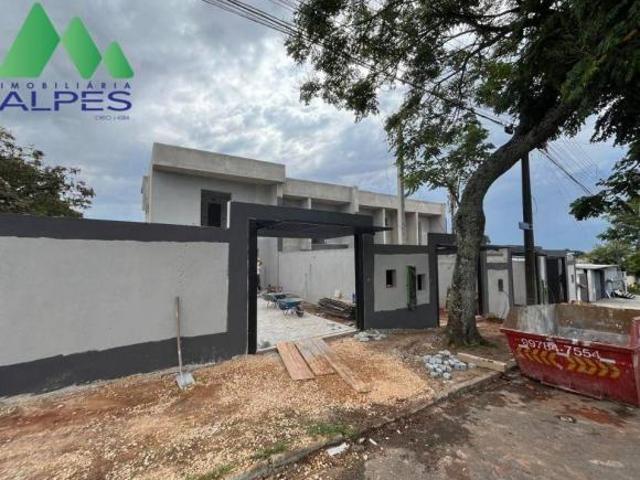 Sobrado com 3 dormitórios à venda, 92 m² por R$ 600.000,00 Xaxim Curitiba/PR