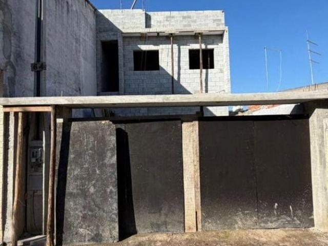 Sobrado com 3 dormitórios à venda, 92 m² por R$ 730.000,00 Vila Nova Urupês Suzano/SP