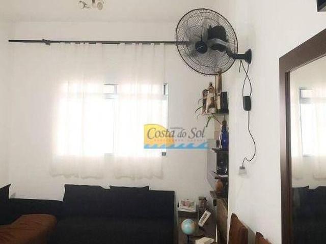 Sobrado com 3 dormitórios à venda, 92 m² por R$ 370.000,00 Vila Tupiri Praia Grande/SP