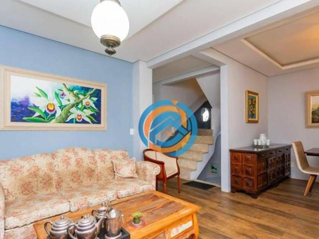 Sobrado com 3 dormitórios à venda, 93 m² por R$ 848.900,00 Barreirinha Curitiba/PR