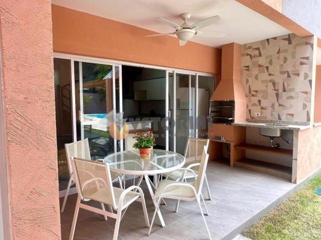 Sobrado com 3 dormitórios à venda, 94 m² por R$ 900.000,00 Tabatinga Caraguatatuba/SP