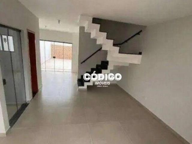 Sobrado com 3 dormitórios à venda, 95 m² por R$ 780.000 Parque Flamengo Guarulhos/SP