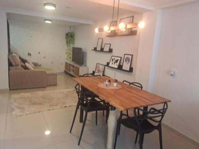 Sobrado com 3 dormitórios à venda, 95 m² por R$ 340.000,00 Alto Boqueirão C