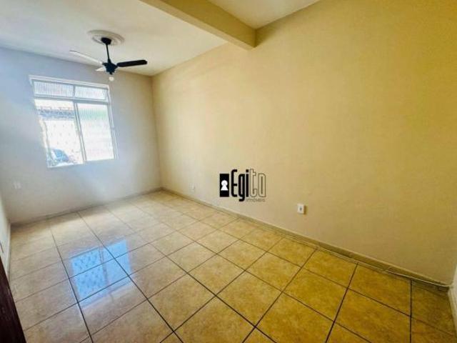 Sobrado com 3 dormitórios à venda, 95 m² por R$ 380.000,00 São Mateus Juiz de Fora/MG