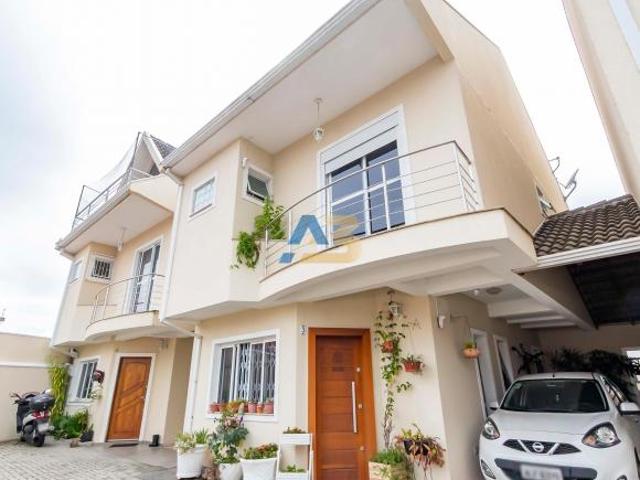 Sobrado com 3 dormitórios à venda, 97 m² por R$ 665.000 Capão Raso Curitiba/PR