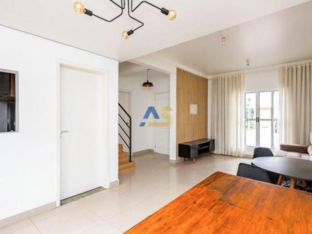 Sobrado com 3 dormitórios à venda, 99 m² por R$ 715.000 Neoville Curitiba/PR