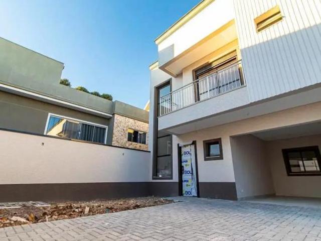 Sobrado com 3 dormitórios à venda com 123,10m² no Boqueirão