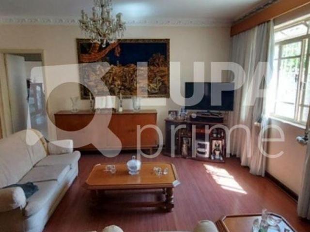 Sobrado com 3 dormitórios à venda em Santana!
