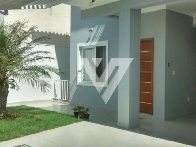 Sobrado com 3 dormitórios à venda Jardim Karolyne Votorantim/SP
