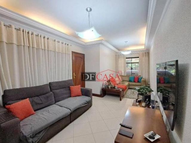 Sobrado com 3 dormitórios à venda Jardim Textil São Paulo/SP