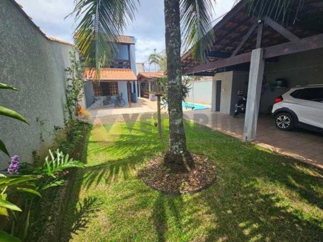 Sobrado com 3 dormitórios à venda no Jardim Jaqueira Caraguatatuba/SP