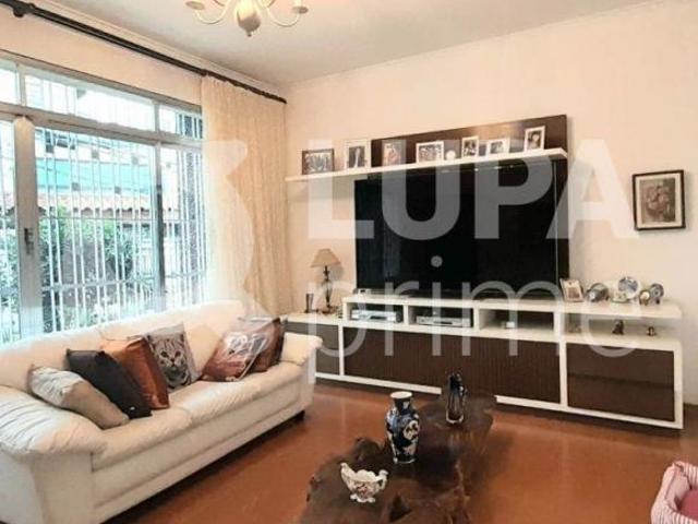 Sobrado com 3 dormitórios à venda no Jardim São Paulo!