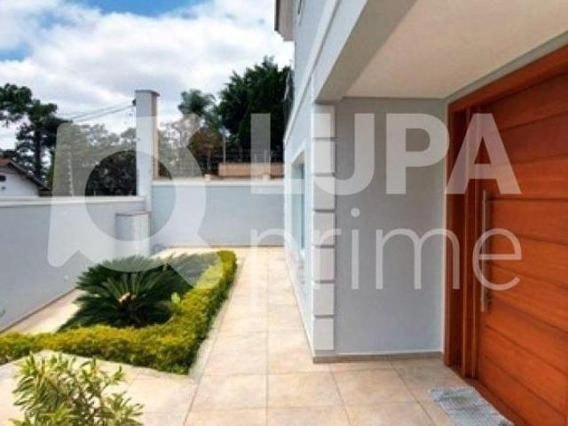 Sobrado com 3 dormitórios à venda no Tucuruvi!