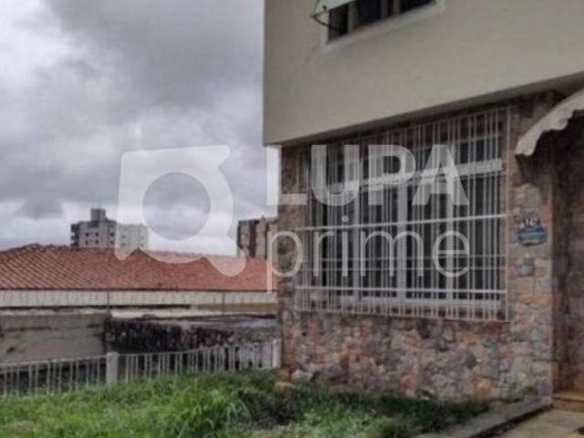 Sobrado com 3 dormitórios á venda na Vila Medeiros !