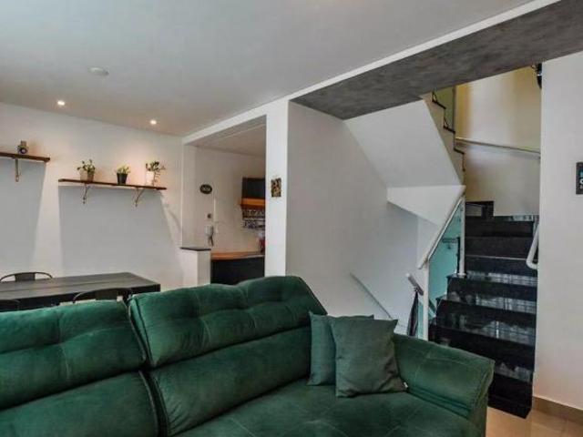 Sobrado com 3 dormitórios à venda por R$ 655.000,00 Vila Valparaíso Santo André/SP