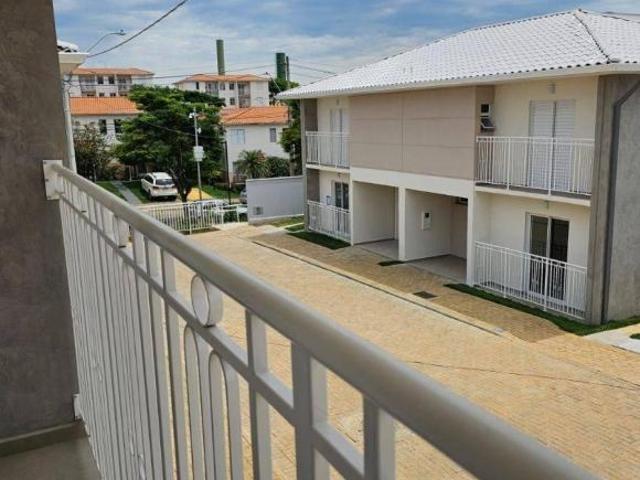 Sobrado com 3 dormitórios à venda por R$ 800.000 Condomínio Villa Flora Votorantim/SP