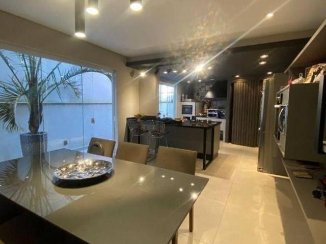 Sobrado com 3 dormitórios à venda por R$ 970.000,00 Jardim Pedroso Mauá/SP