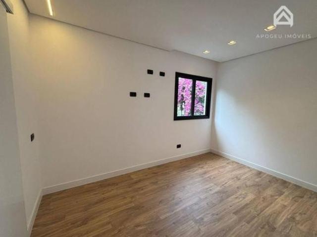 Sobrado com 3 dormitórios à venda por R$ 990.000 Cidade Jardim São José dos Pinhais/PR