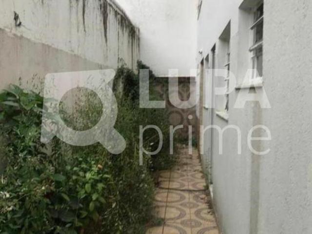 SOBRADO COM 3 DORMITÓRIOS Á VENDA VILA PERA BRANCA