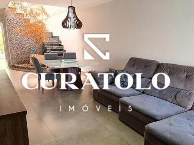 Sobrado com 3 dormitórios, churrasqueira, varanda e 2 vagas cobertas Vila Salete / Penha