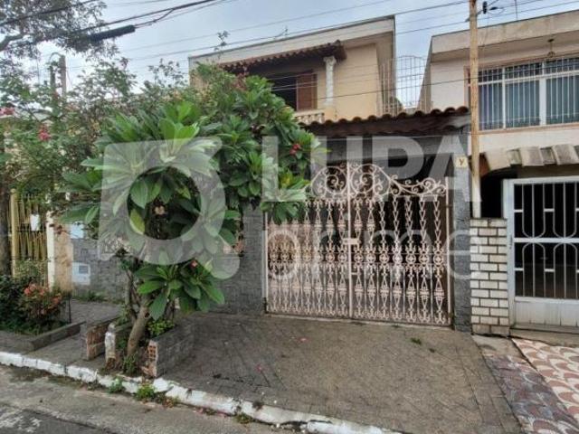SOBRADO COM 3 DORMITÓRIOS E 3 BANHEIROS Á VENDA BORTOLÂNDIA