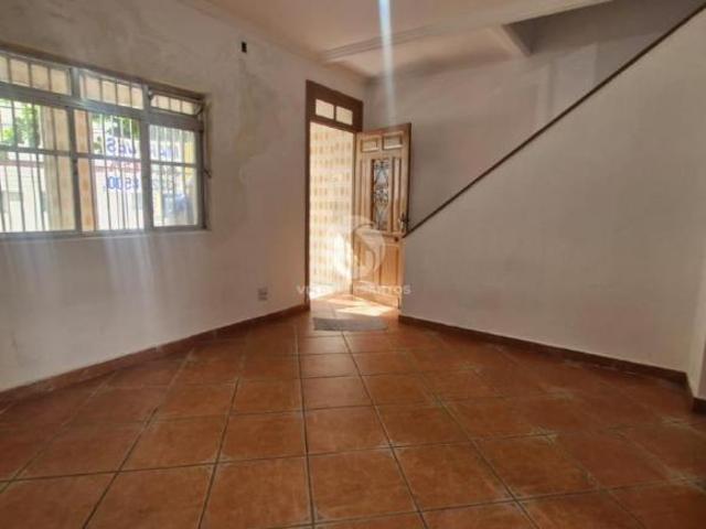 Sobrado com 3 dormitórios e 1 suíte Bairro Vila Mathias Santos