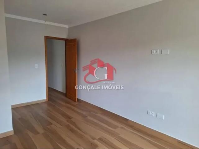 Sobrado com 3 dormitórios e 2 vagas