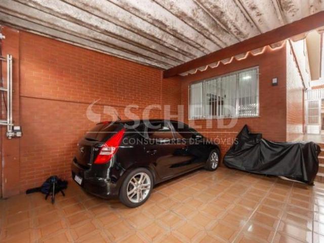 Sobrado com 3 dormitórios e edícula na Vila Marari