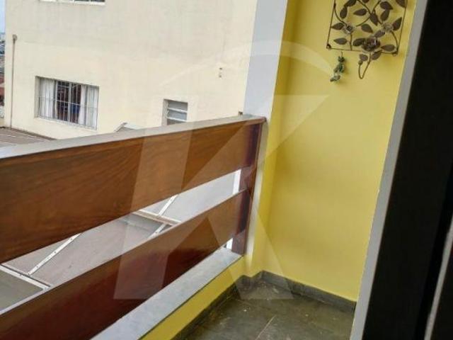 Sobrado com 3 dormitórios e uma suite master e 8 vagas