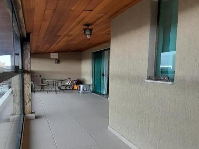 Sobrado com 3 dormitórios em Osasco