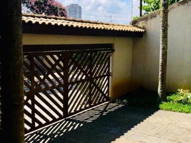 Sobrado com 3 dormitórios em Osasco