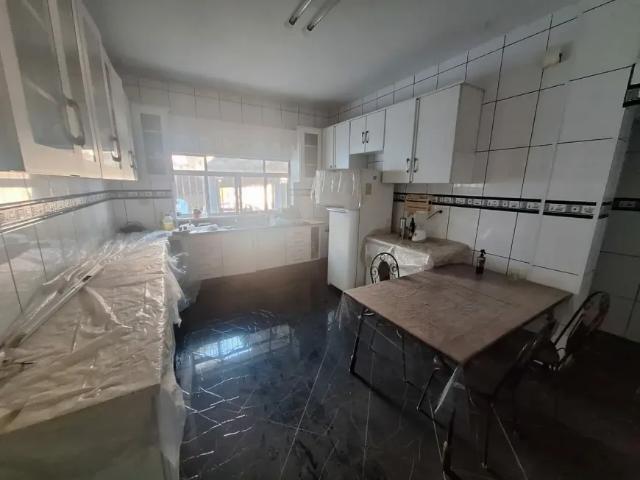 Sobrado com 3 dormitorios fl26