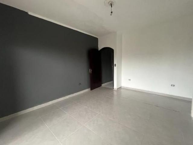 Sobrado com 3 dormitórios par avenda por R$ 795.000 Jardim Las Vegas Santo André/SP