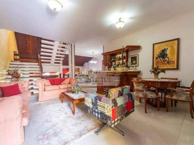 Sobrado com 3 Dormitórios para Comprar, 500m² Campestre, Santo André/SP