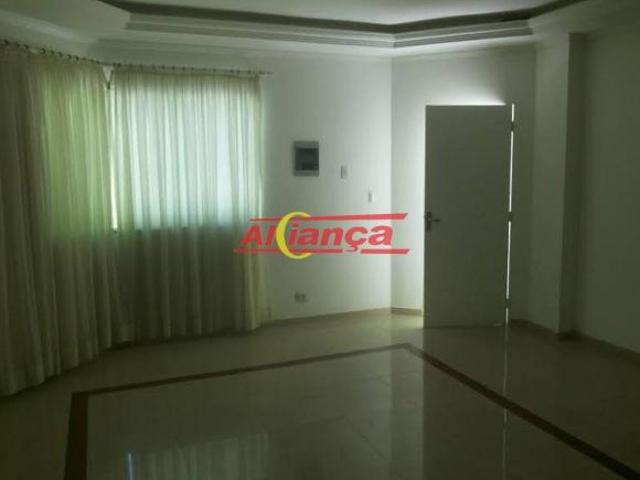 Sobrado com 3 dormitórios quartos à venda Jardim Frizzo Guarulhos/SP