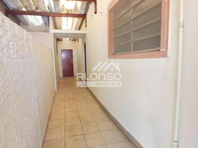 Sobrado com 3 Dormitórios residencial e comercial!