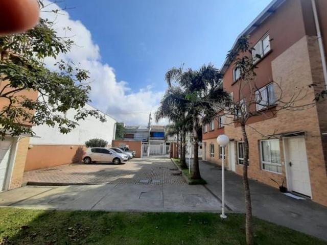 Sobrado com 3 Dormitórios, Suíte e 2 Vagas à Venda na Vila Ema, São Paulo 100m² por R$ 500 Mil