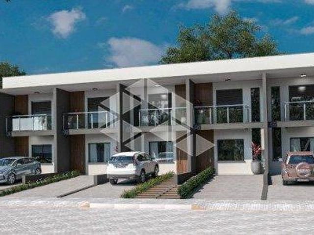 Sobrado com 3 Dormitórios, Suíte e Amplo Pátio no Bairro Montanha em Lajeado