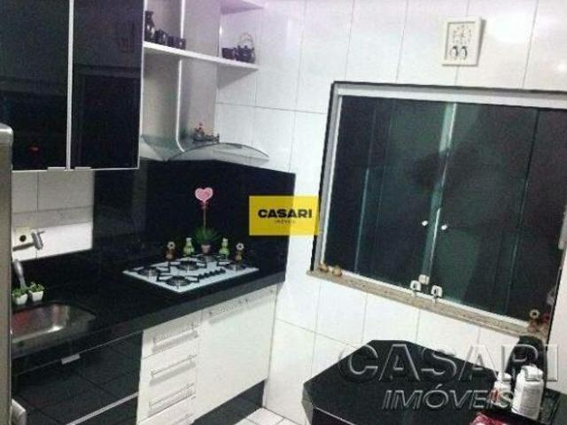 Sobrado com 3 Dormitórios, Suíte e Área Gourmet à Venda
