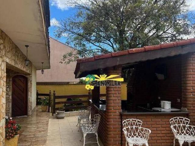 Sobrado com 3 dormitórios, suíte e piscina no centro de Diadema à venda, 276 m² por R$ 1.500.000