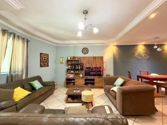 Sobrado com 3 dormitórios sendo 01 Suíte à venda, 120 m² por R$ 900.000 Guilhermina Esperança Sã