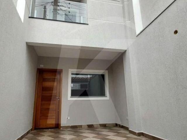 Sobrado com 3 Dormitórios, sendo 1 Suíte, 1 vaga de garagem na Vila Ede