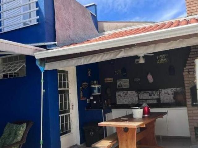 SOBRADO COM 3 DORMITÓRIOS SENDO 1 SUÍTE 2 VAGAS PISCINA ÁREA GOURMET COMPLETAJARDIM SARAPIRANGA, JUN
