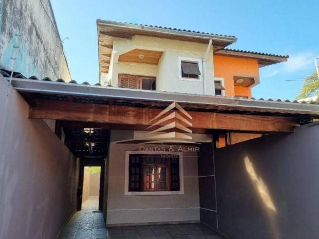 Sobrado com 3 dormitórios sendo 1 suíte à venda, 100 m² por R$ 740.000 Gopoúva Guarulhos/SP